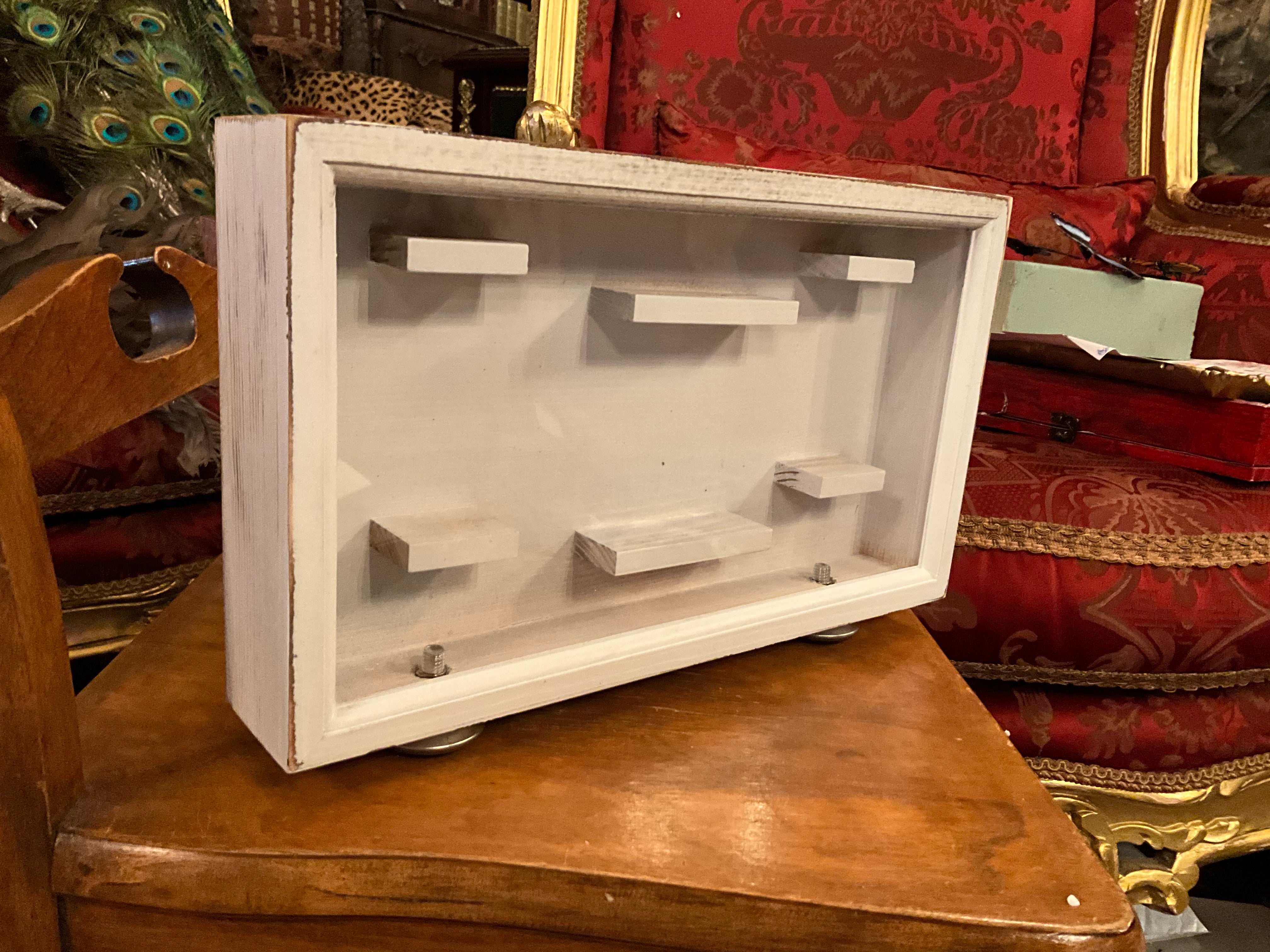 Wood shadow box – Tocb-mtl