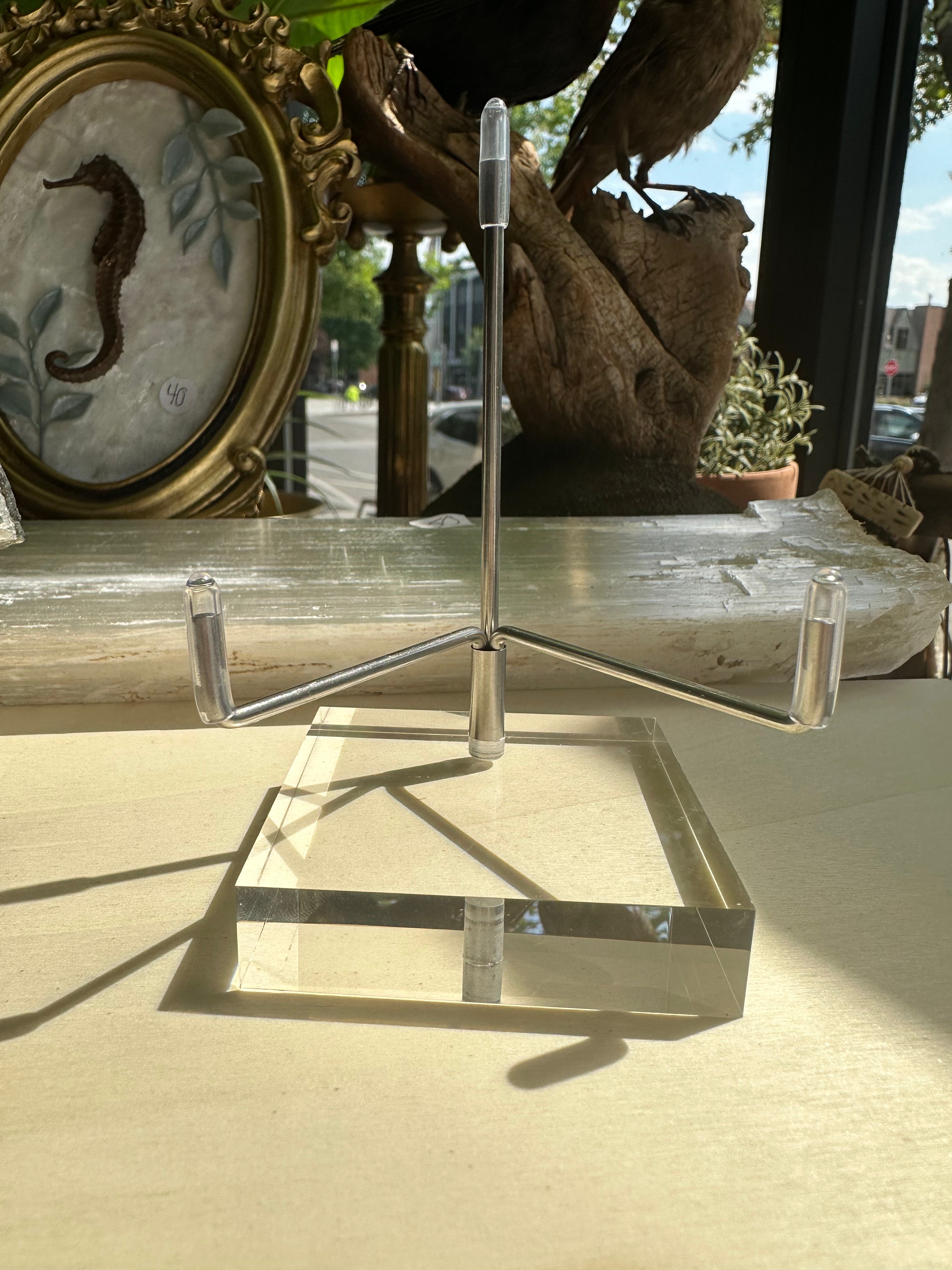 Acrylic crystal base 10x10 cm – Tocb-mtl